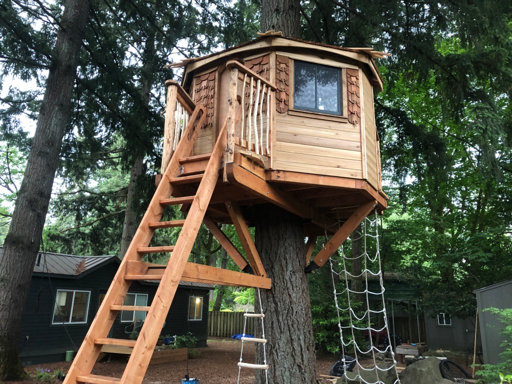 Douglas Fir Cone Treehouse – Portland Treehouse Company